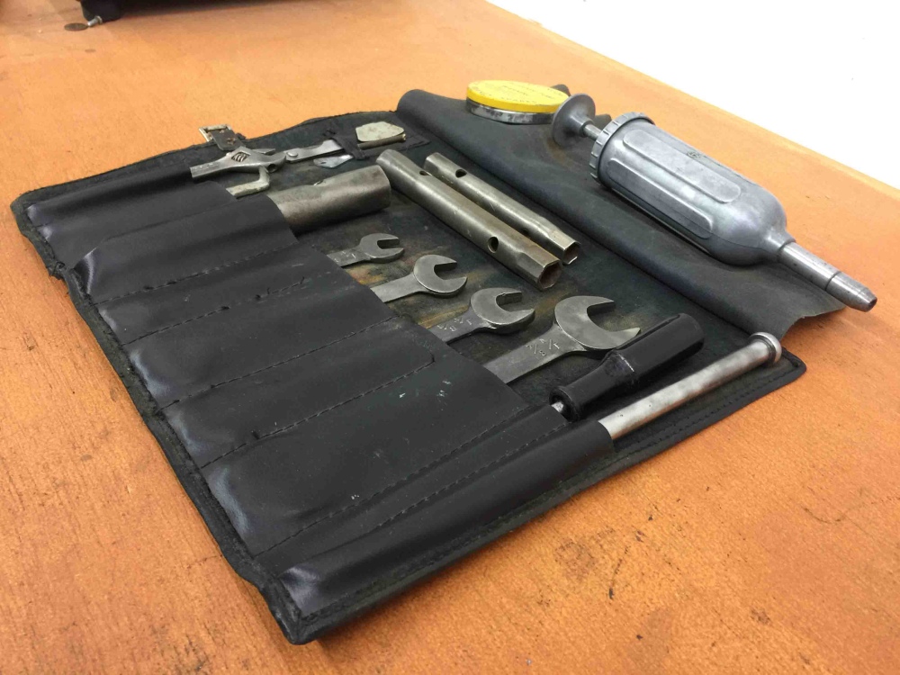 VINTAGE JAGUAR XKE E type TOOL KIT EARLY SERIES 1 - For Sale, Seattle WA