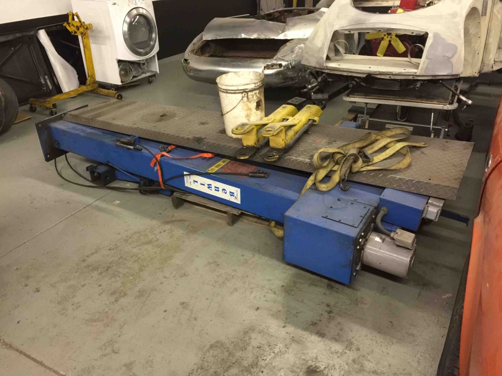 BENWIL 7000 lb CAR LIFT OUTRIGGER MODEL TP-7 - For Sale, Seattle WA