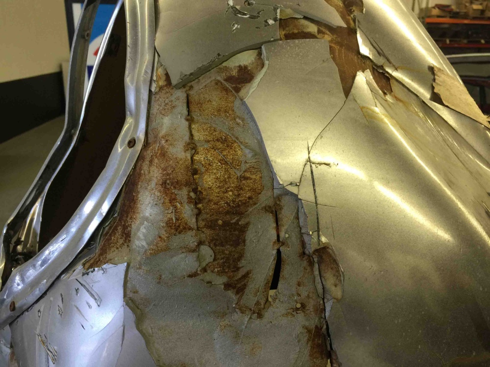 Jaguar E Type Roadster Tub and Bonnet with 4.2 L Engine and Moss ...