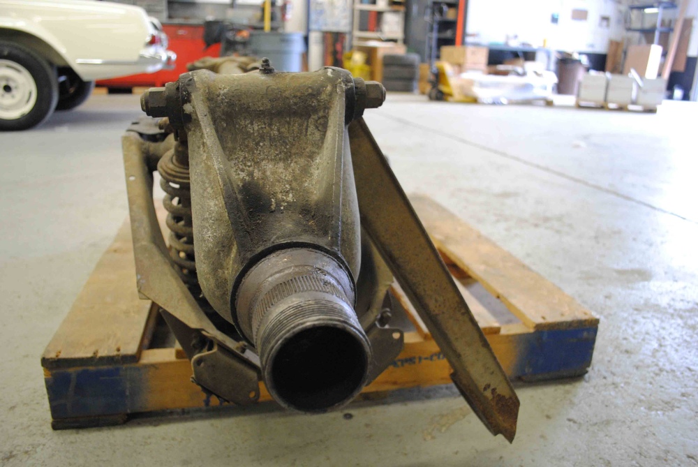 JAGUAR XKE IRS E-TYPE REAR DIFFERENTIAL 3.31 S1 XKE REAR END SUSPENSION ...