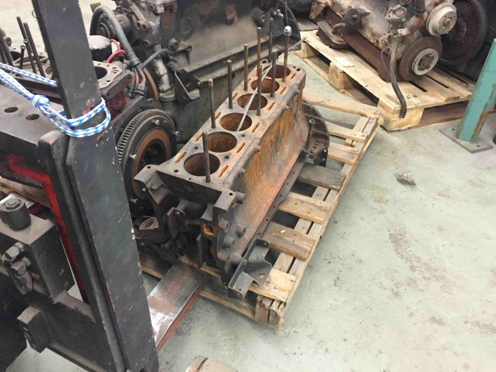 Jaguar XJ6 3.8 Liter Engine Block Series 1 FF025064 - For Sale, Seattle WA