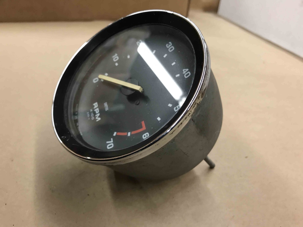 Triumph Spitfire SMITHS Tachometer Tach RPM Gauge RN 1326 00 - For Sale ...