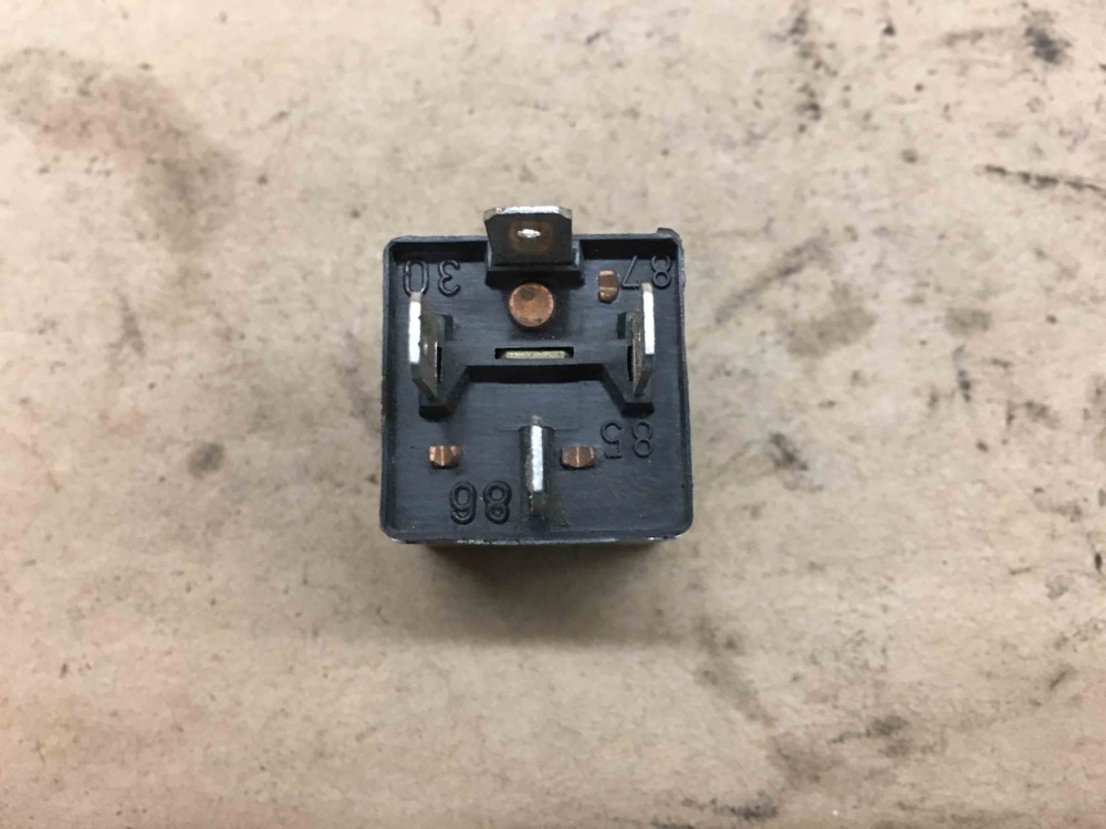 BMW Relay 1 358 539 899875 12V 30 AMP - For Sale, Seattle WA