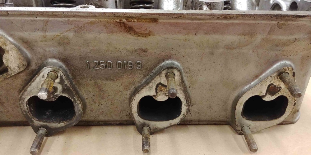 BMW Cylinder Head 1 250 019 9 528i 530i 630CSi 2.8L 3.0L L6 M30 B28 E3 ...