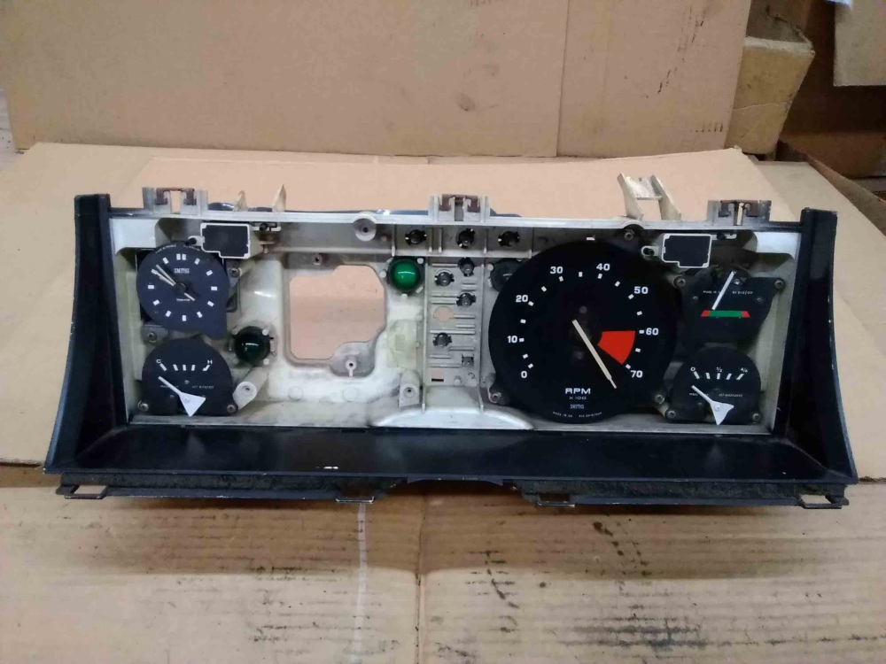 Triumph TR7 Instrument Cluster Dash Gauges Tachometer Clock Fuel Temp ...