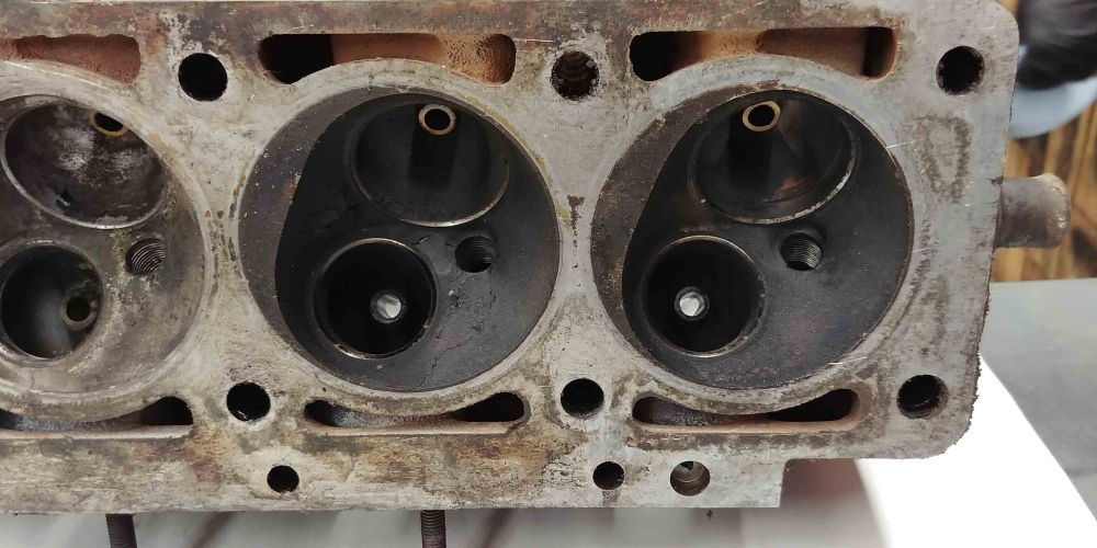 BMW 1.8i M10 CYLINDER HEAD 4 CYLINDER ENGINE HEAD WITH CAMS 1268721 KN6 ...