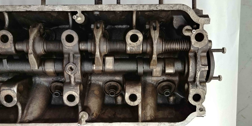 BMW 1.8i M10 CYLINDER HEAD 4 CYLINDER ENGINE HEAD WITH CAMS 1268721 KN6 ...