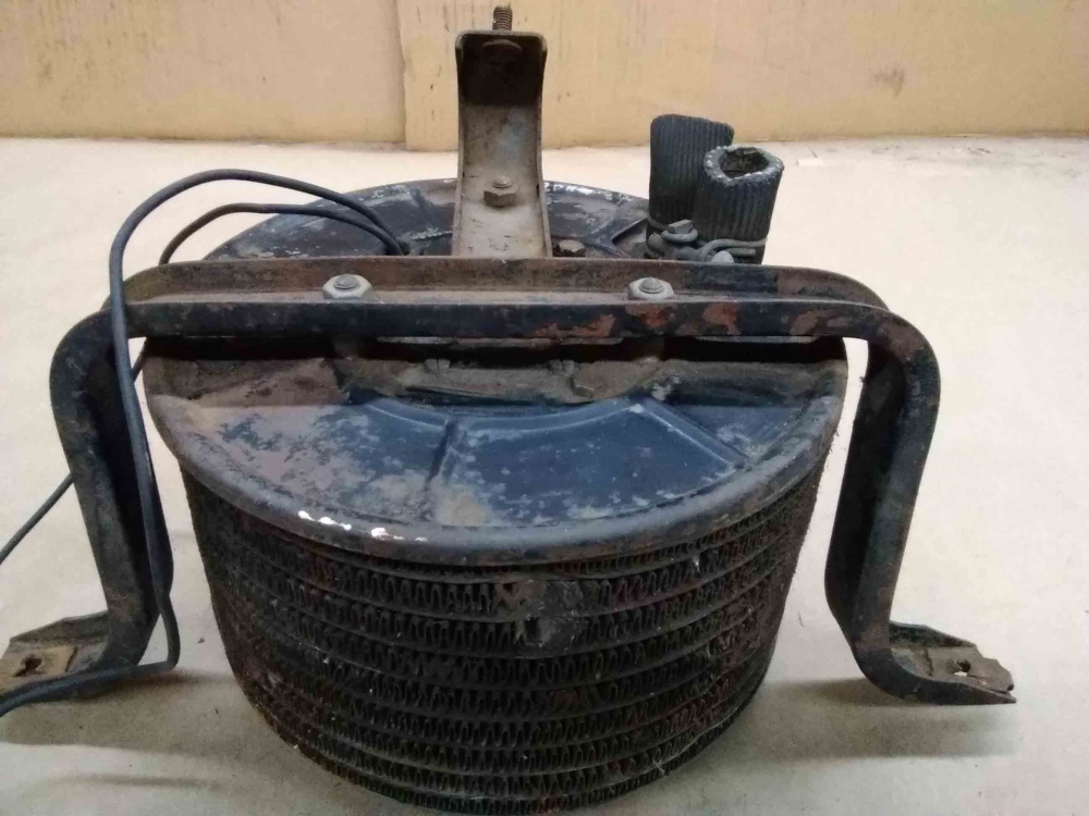 Triumph TR3 Round Heater Core with Smiths Motor Fan and Mounting ...