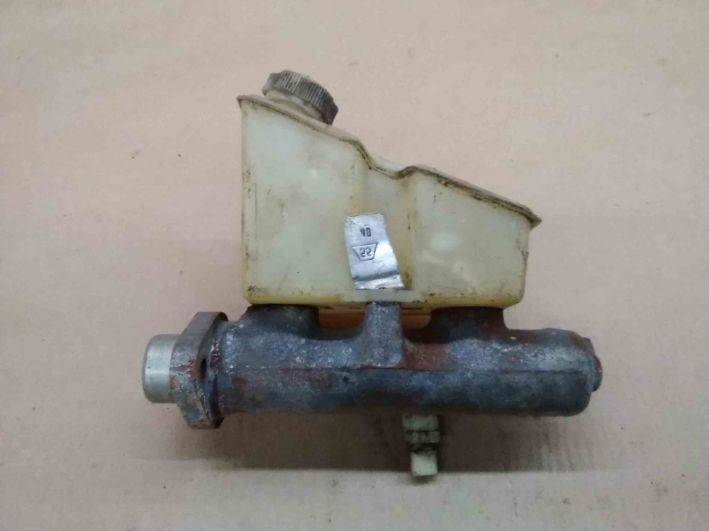 Triumph TR7 TR8 Brake Master Cylinder with Reservoir Lockheed AP 3212 ...