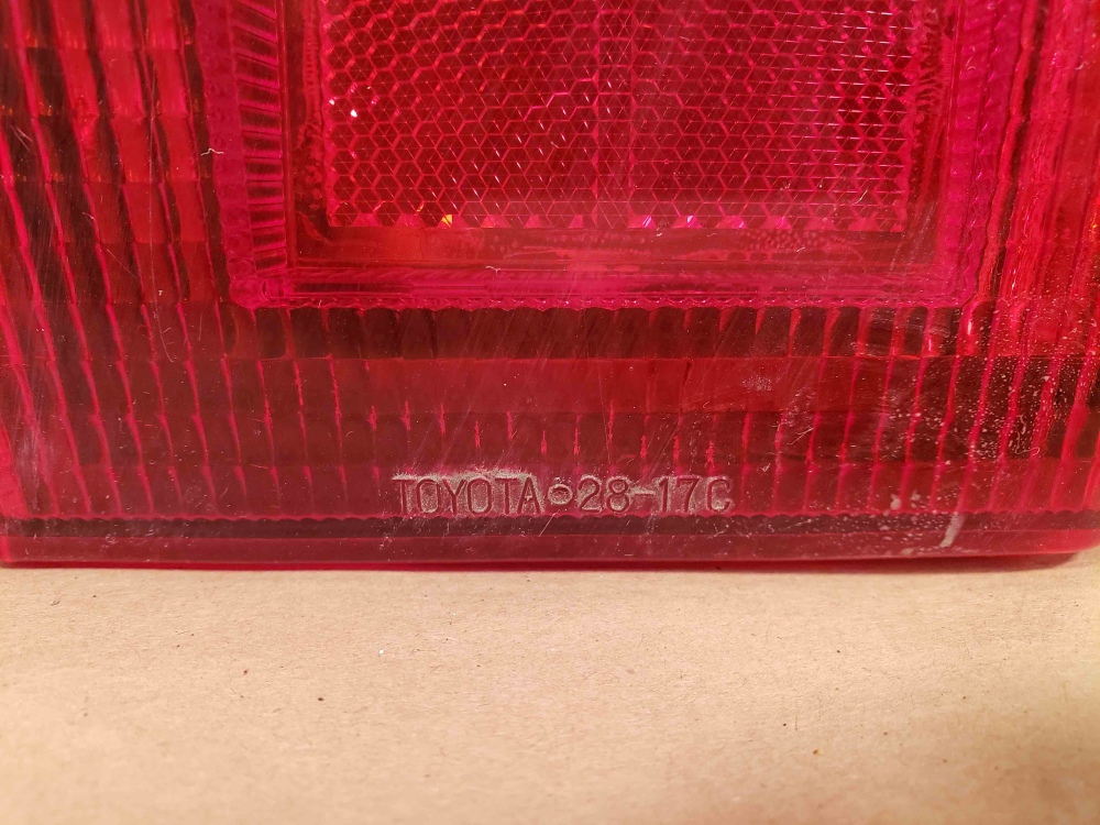 Toyota Townace YR21 Right RH Rear Tail Light Housing Assembly OEM - For ...