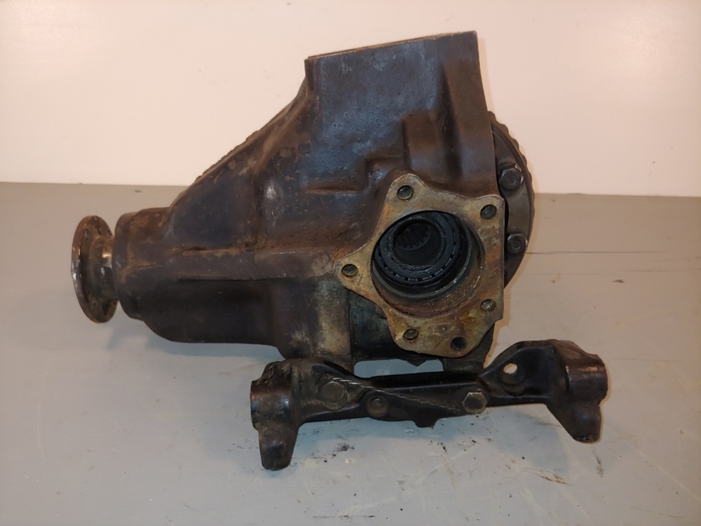 Jaguar E-Type XKE Original Rear End Differential 3.31 IRS Pumpkin ...
