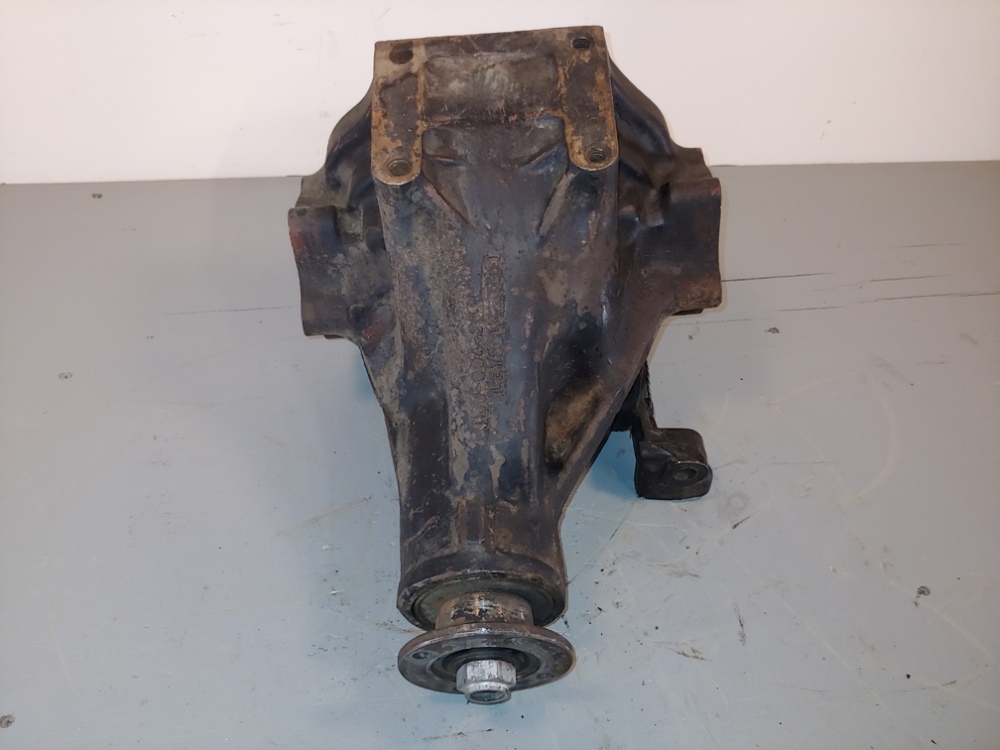 Jaguar E-Type XKE Original Rear End Differential 3.31 IRS Pumpkin ...