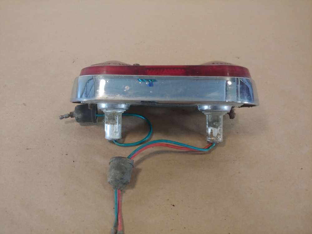 Volvo P1800 Original Complete Rear Tail Light Assembly Lucas L843 OEM ...