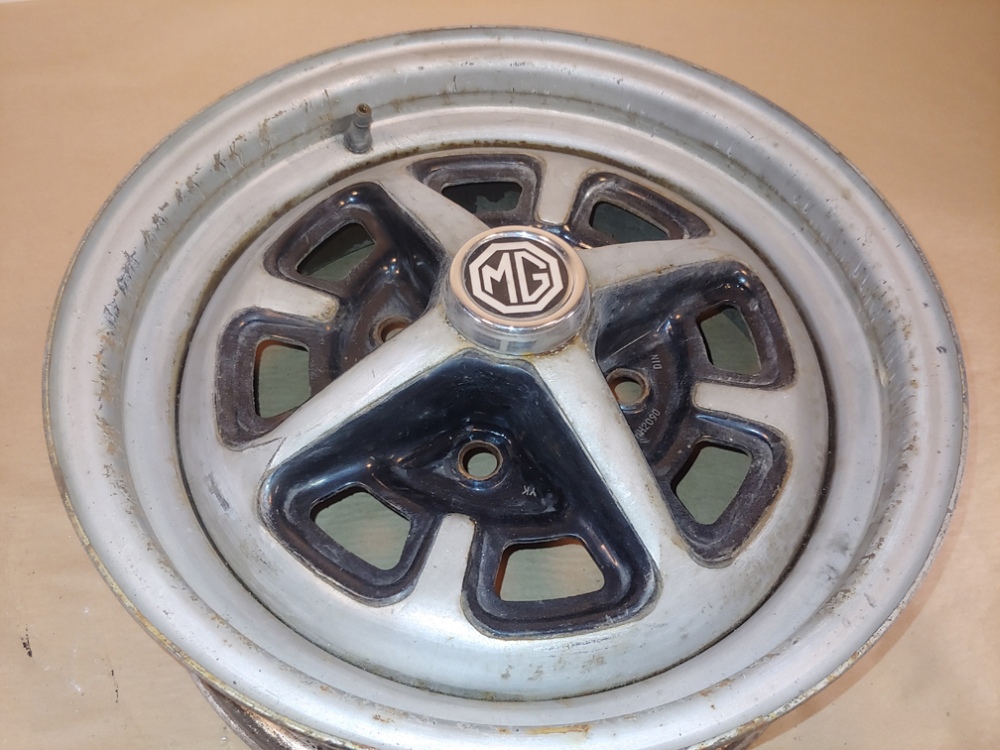 MG MGB MGB GT Original 14 inch Steel Wheel 14x5 LHH2090 OEM - For Sale ...