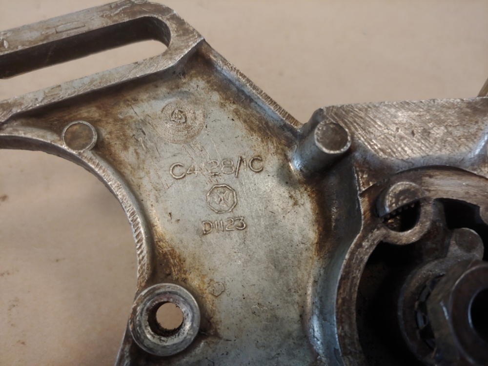 Jaguar XKE E-Type Original Timing Chain Gear Front Mounting Bracket ...