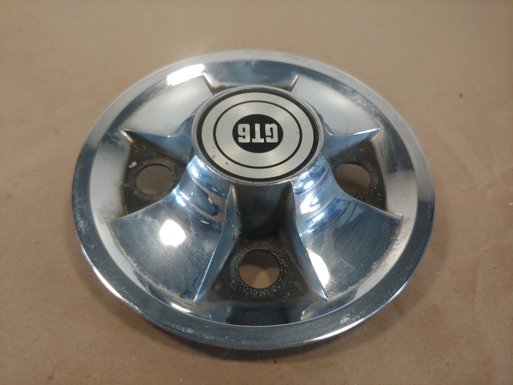 Triumph GT6 Original Chrome Center Hub Cab 88715906 OEM - For Sale ...