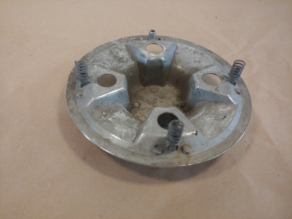 Triumph GT6 Original Chrome Center Hub Cab 88715906 OEM - For Sale ...