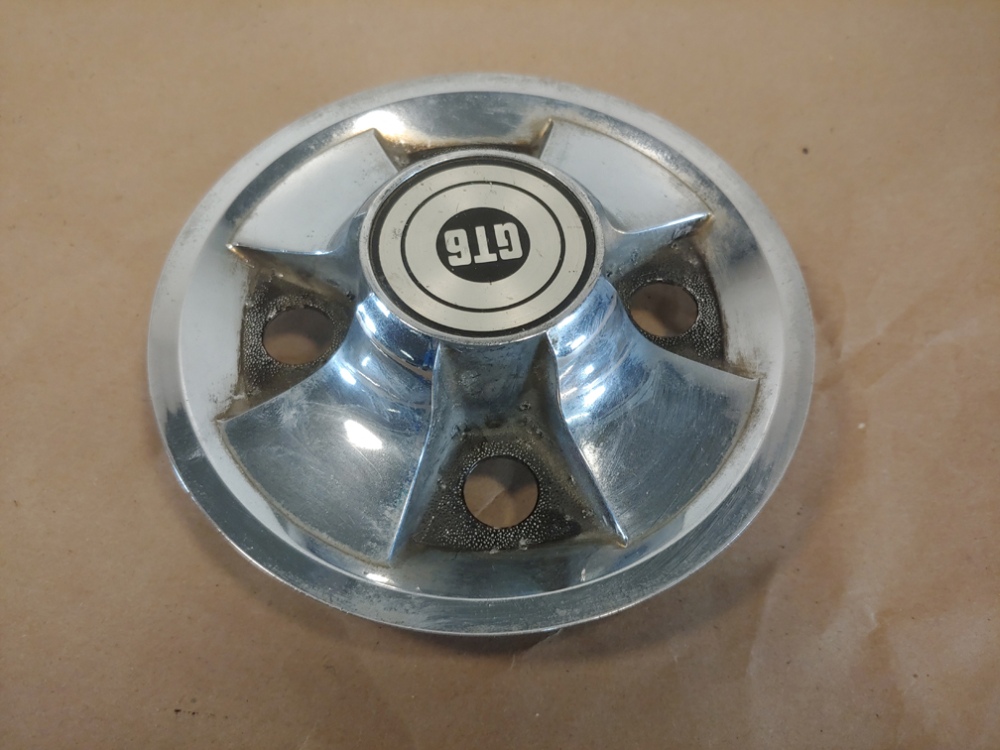 Triumph GT6 Original Center Hub Cab Chrome 88715906 OEM - For Sale ...