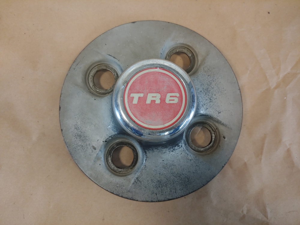 Triumph TR6 Center Hub Cab Silver OEM - For Sale, Seattle WA