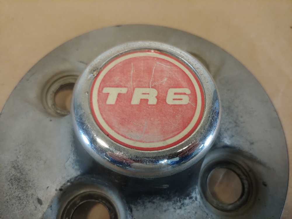 Triumph TR6 Center Hub Cab Silver OEM - For Sale, Seattle WA