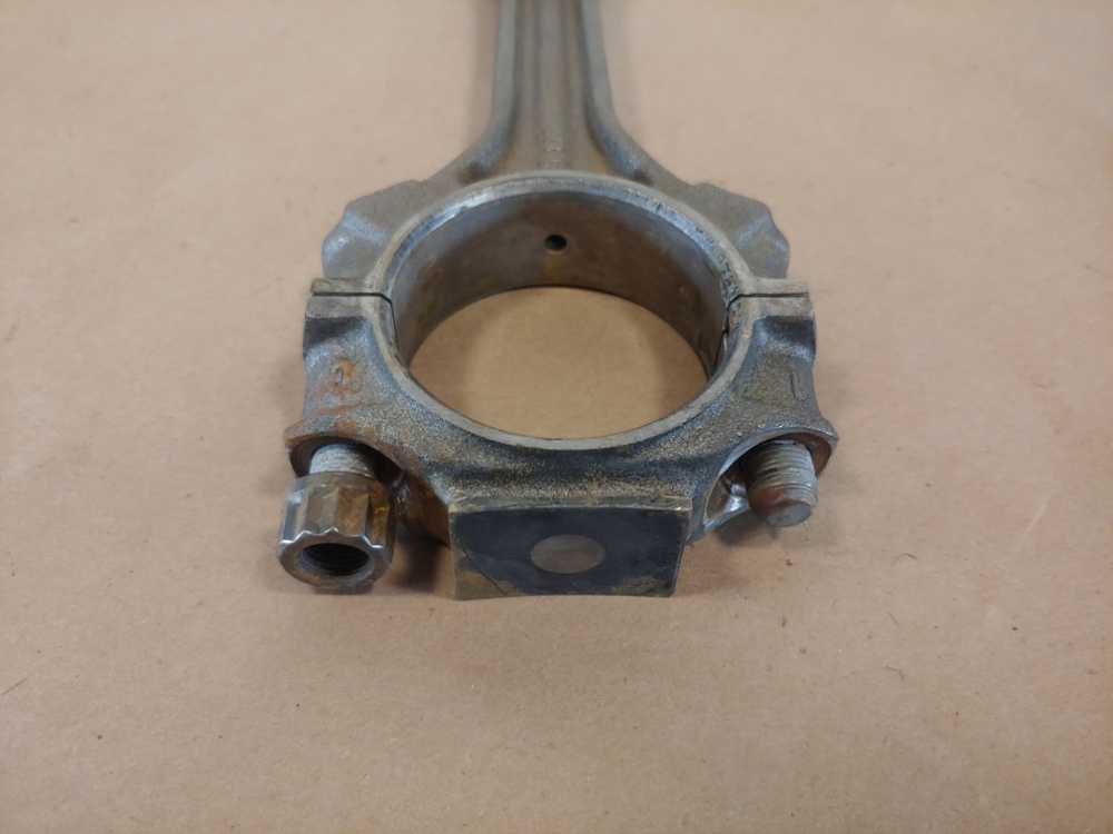 Mercedes Benz W117 450 Original Engine Conrod OEM - For Sale, Seattle WA