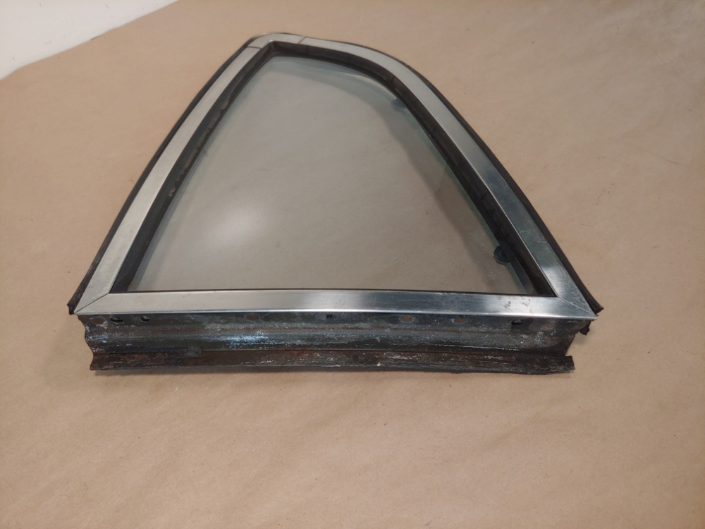 Datsun 240z 260z 280z Rear Left LH Quarter Glass Window Assembly ...