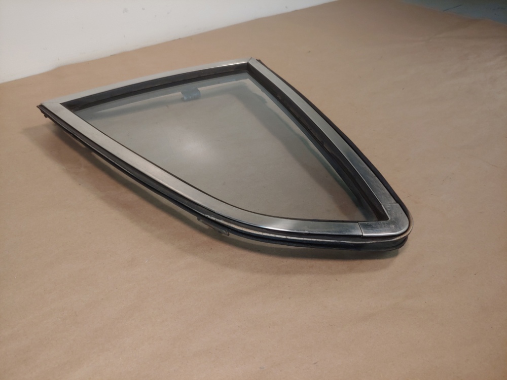 Datsun 240z 260z 280z Rear Left LH Quarter Glass Window Assembly ...