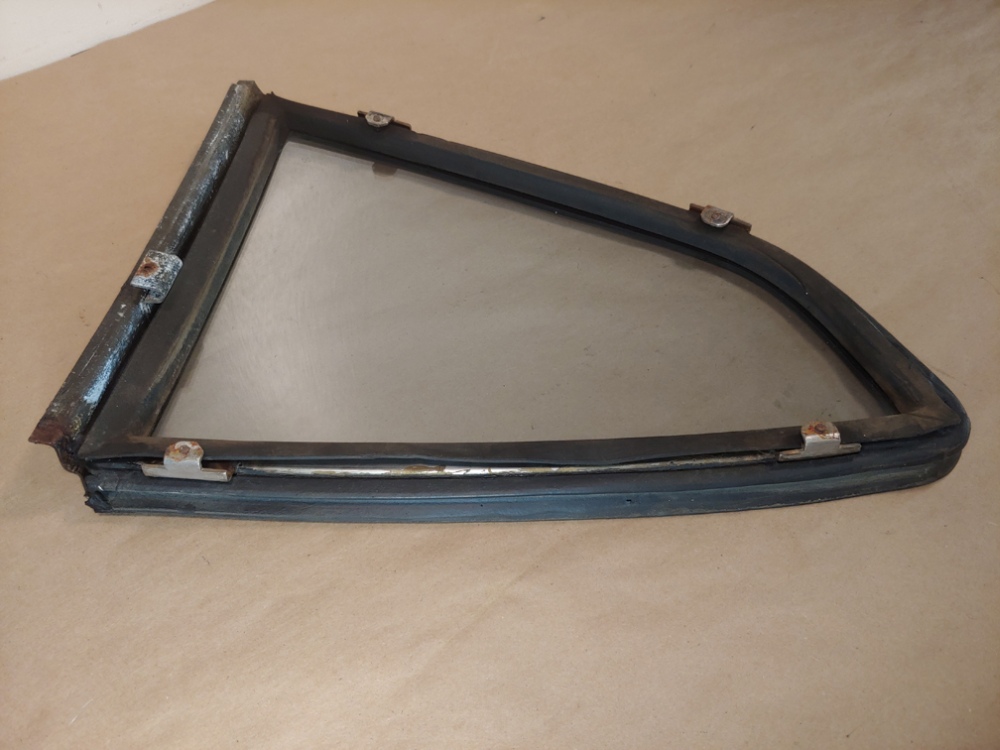 Datsun 240z 260z 280z Rear Left LH Quarter Glass Window Assembly ...