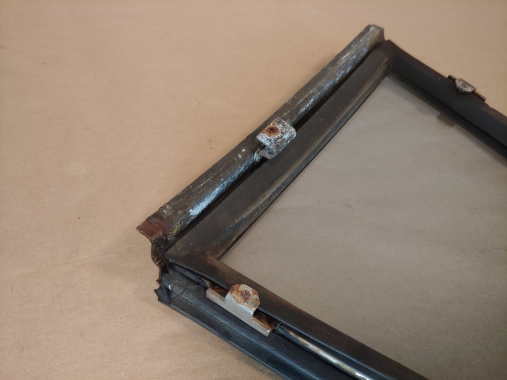 Datsun 240z 260z 280z Rear Left LH Quarter Glass Window Assembly ...