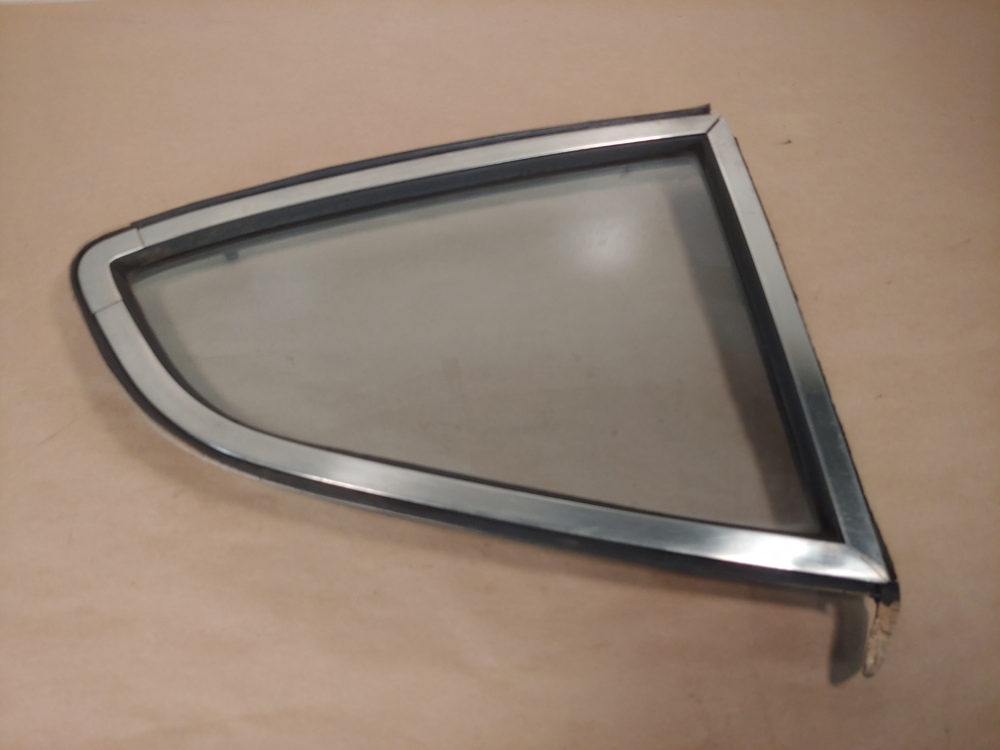 Datsun 240z 260z 280z Rear Right RH Quarter Glass Window Assembly OEM ...