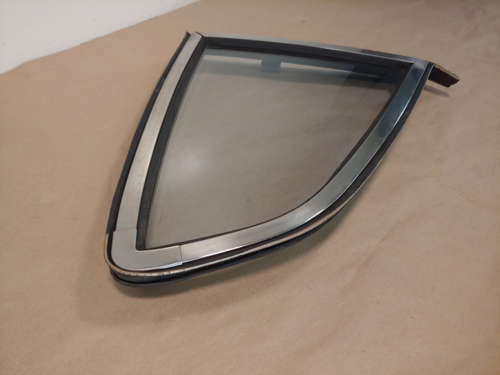 Datsun 240z 260z 280z Rear Right RH Quarter Glass Window Assembly OEM ...