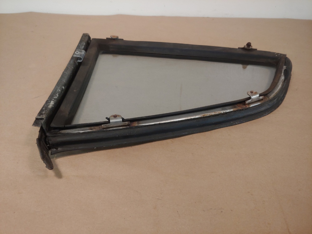 Datsun 240z 260z 280z Rear Right RH Quarter Glass Window Assembly OEM ...