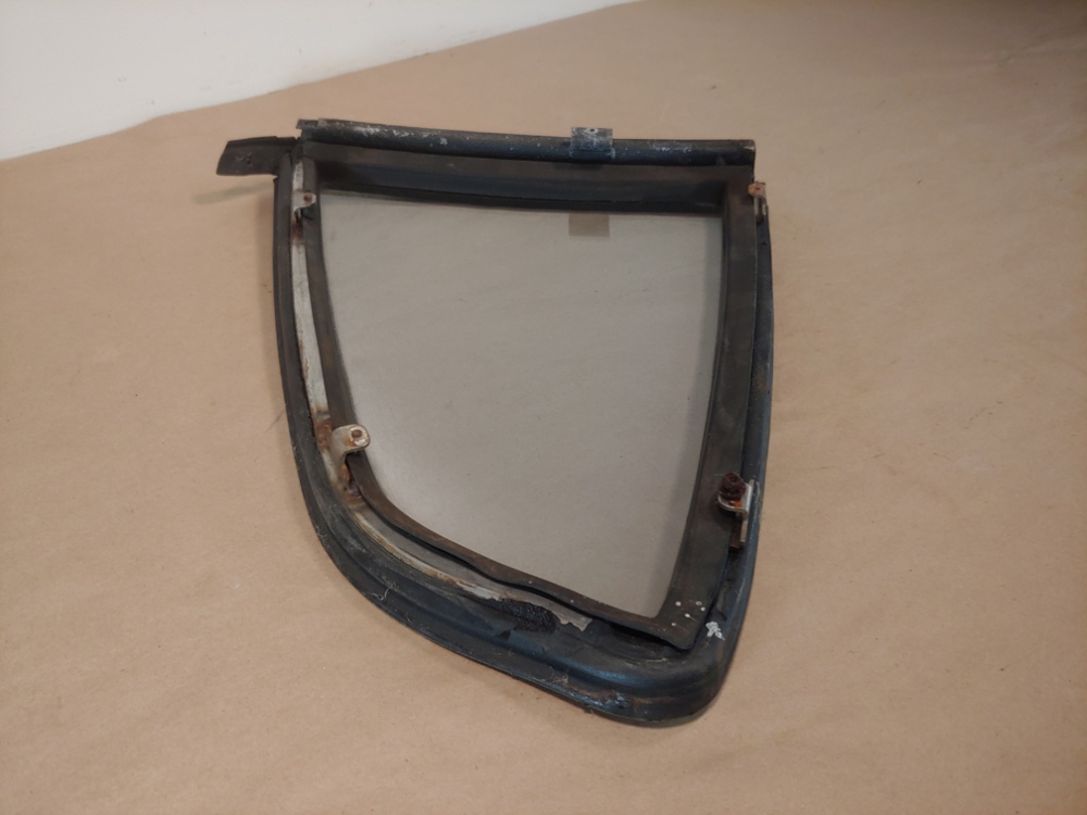 Datsun 240z 260z 280z Rear Right RH Quarter Glass Window Assembly OEM ...
