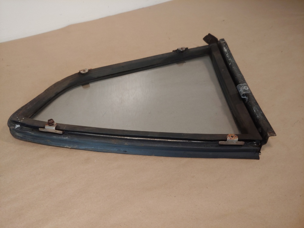 Datsun 240z 260z 280z Rear Right RH Quarter Glass Window Assembly OEM ...