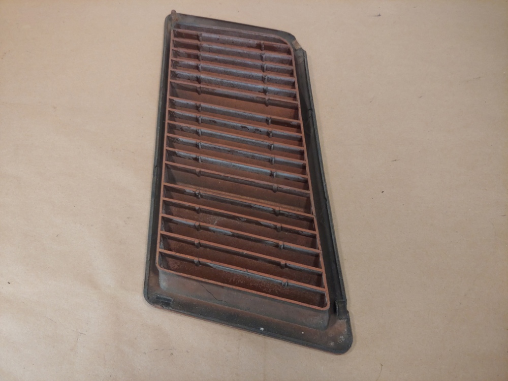 Datsun 280z Bonnet Hood Vent Left LH OEM - For Sale, Seattle WA