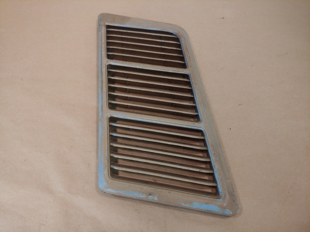 Datsun 280z Bonnet Hood Vent Right RH OEM - For Sale, Seattle WA