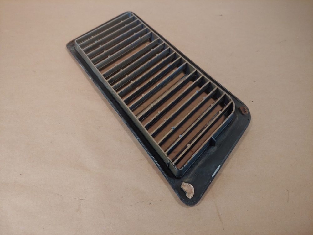 Datsun 280z Bonnet Hood Vent Right RH OEM - For Sale, Seattle WA