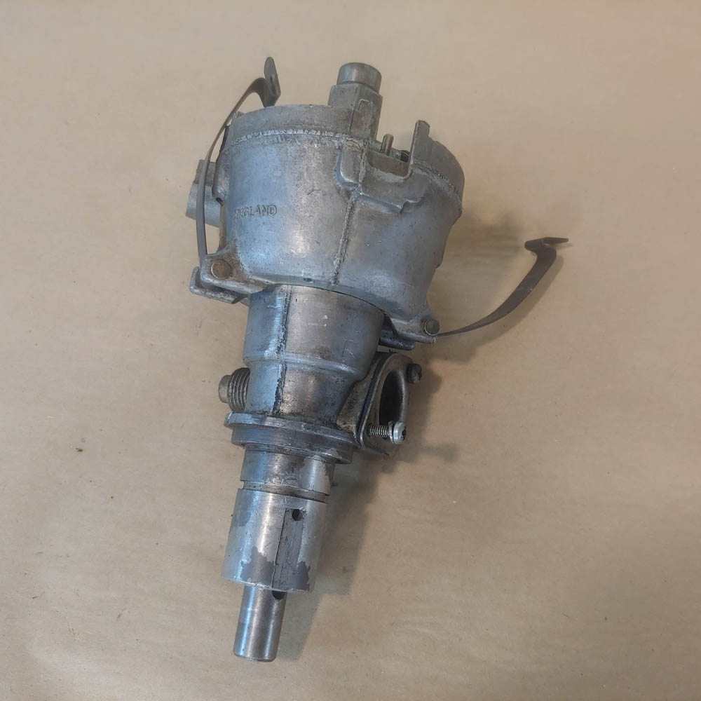 Triumph TR6 1973-76 Original Lucas Distributor 41558D 22D Dated 1975 ...