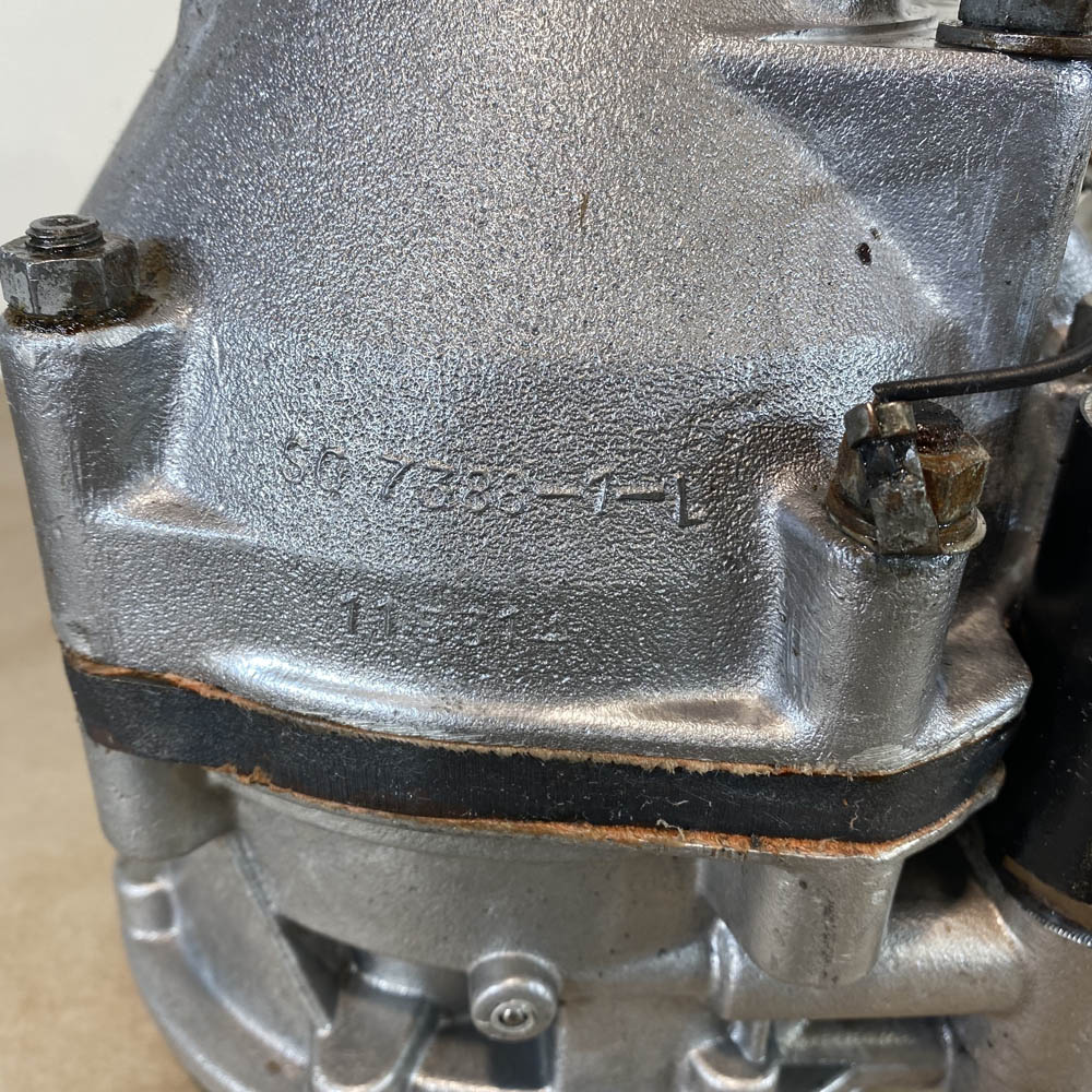 Original Laycock J-Type J Type Overdrive 115240 Serial No. 25/115876 ...