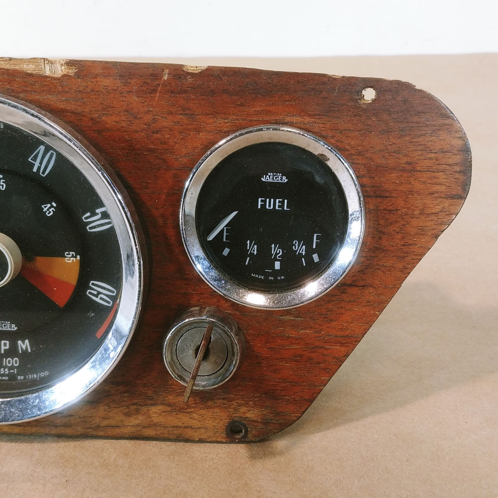 Triumph Spitfire MK3 1968-70 Original Center Dash Gauge Cluster OEM ...