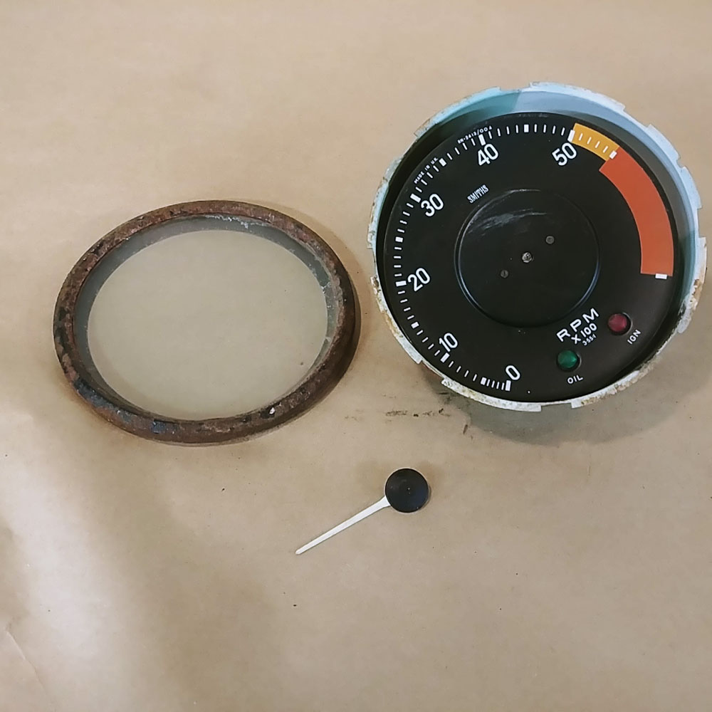 Triumph TR6 TR250 up to 1972 Original Tachometer RPM Gauge Smiths ...