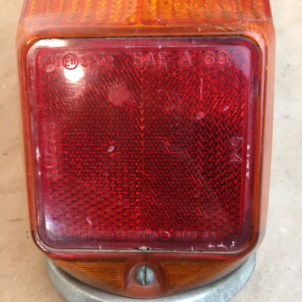 OEM 1970-1980 MG MGB LUCAS Tail Light Assembly Lens 54580421 L840 Original Part - For Sale ...