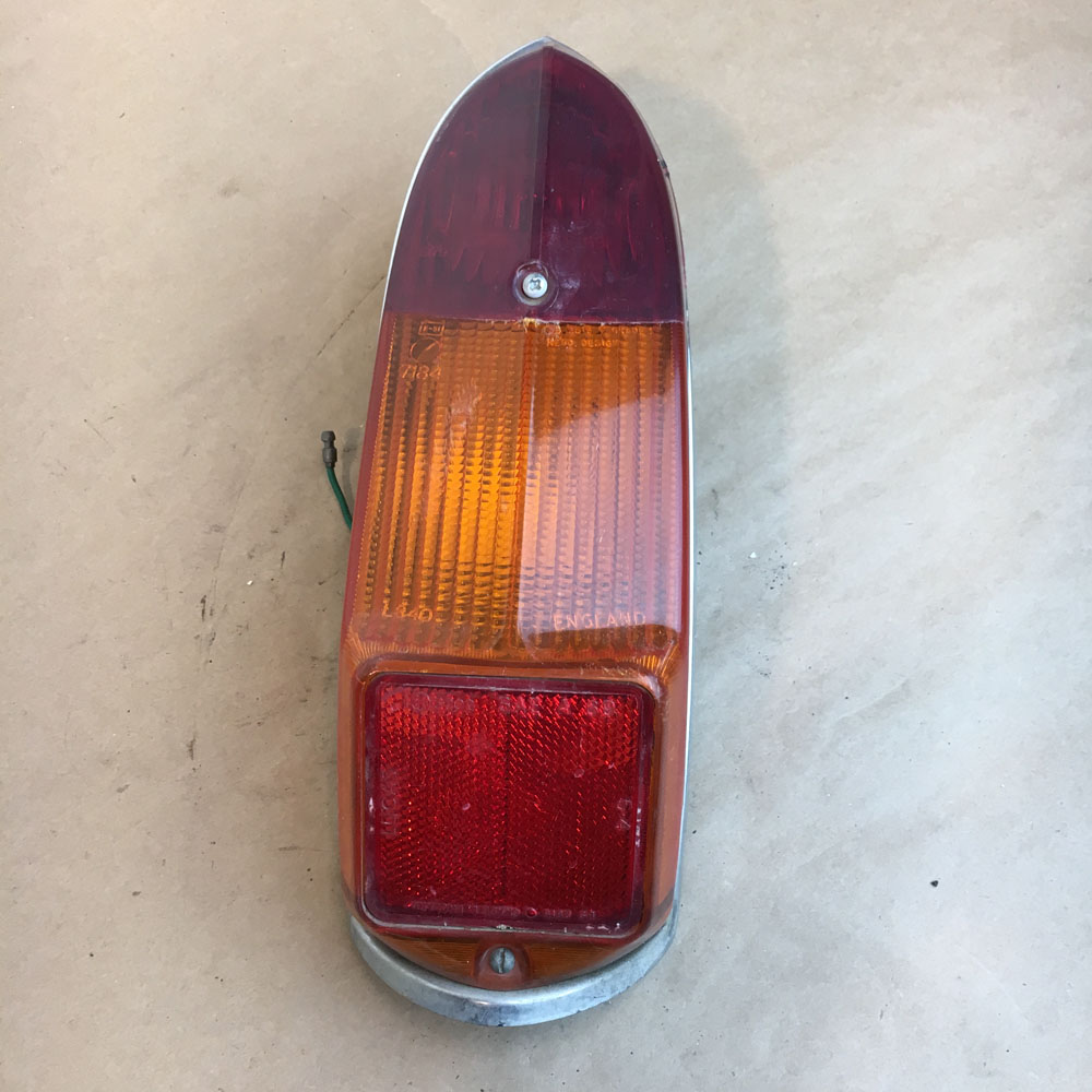 OEM 1970-1980 MG MGB LUCAS Tail Light Assembly Lens 54580421 L840 ...
