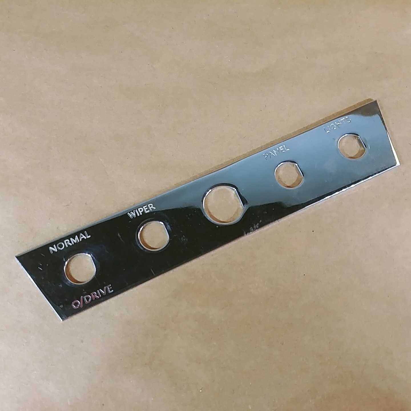 Austin Healey 3000 MK3 BJ8 Original Center Dash Chrome Switch Plate ...