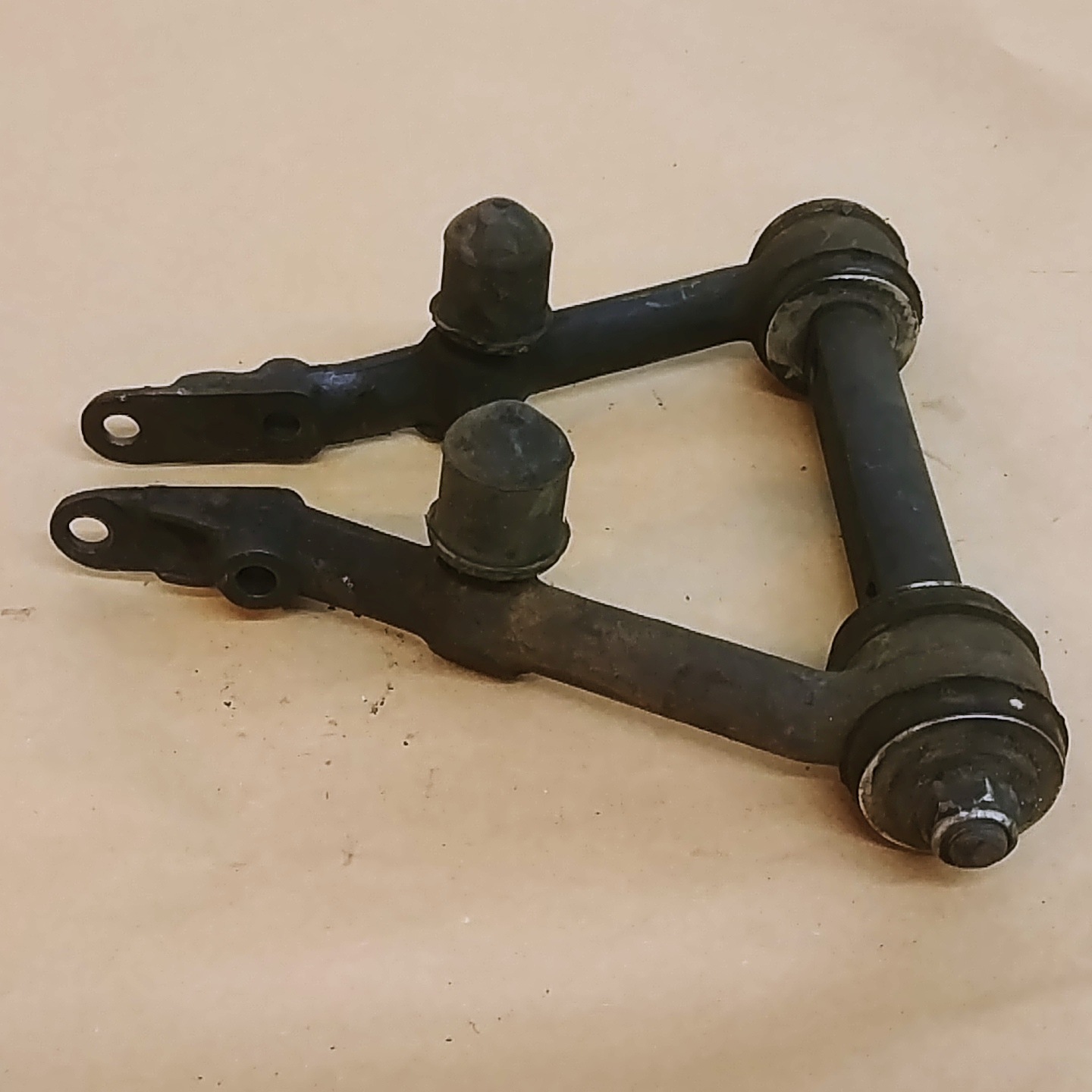 Jaguar XJ6 XJ12 XJS Front Suspension Upper Left LH Wishbone Assembly ...