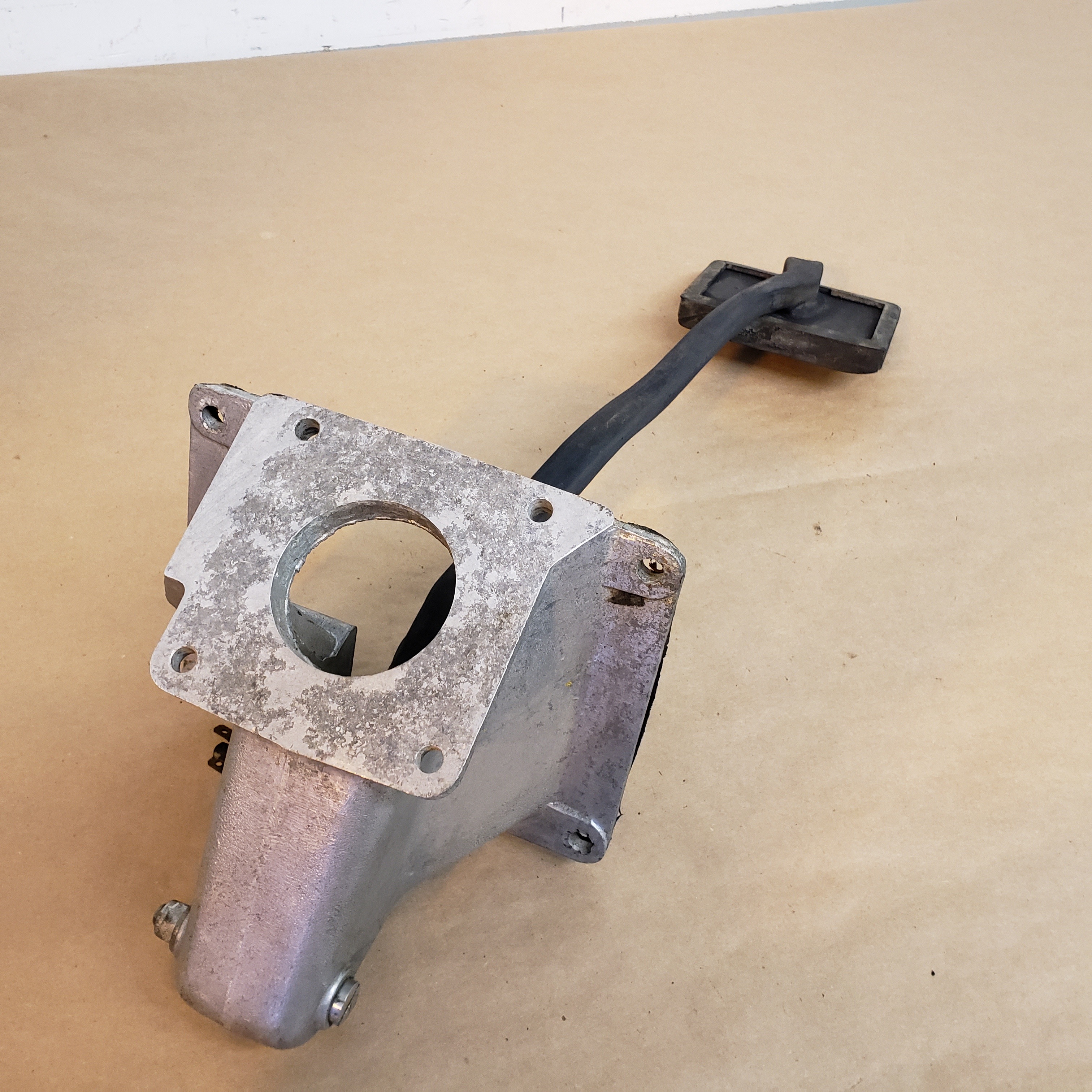 Jaguar XJS Original Brake Pedal Box with Pedal OEM - For Sale, Seattle WA