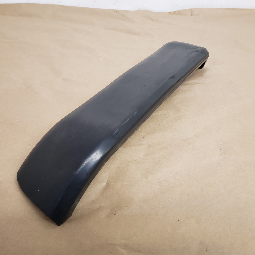Jaguar XJS 1982-91 Front Bumper Rubber Side Capping Right RH BAC2934 ...