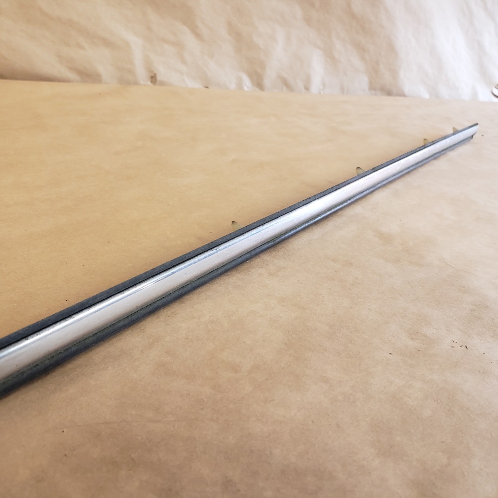 1970 Mercedes Benz 280SE Original Right RH Rear Door Chrome Trim ...