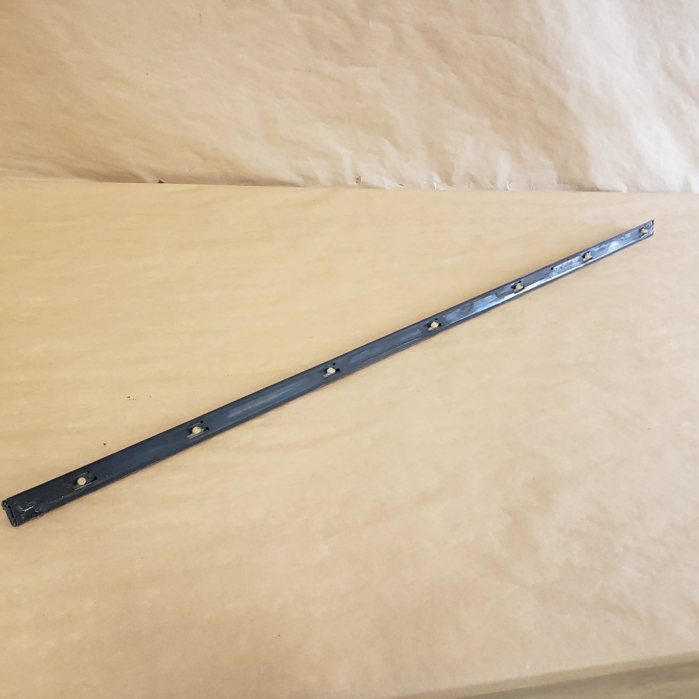 1970 Mercedes Benz 280SE Original Right RH Rear Door Chrome Trim ...