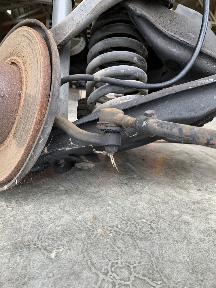 1970 Mercedes Benz 280 SE Front Suspension Sway Bar Cradle Brakes ...